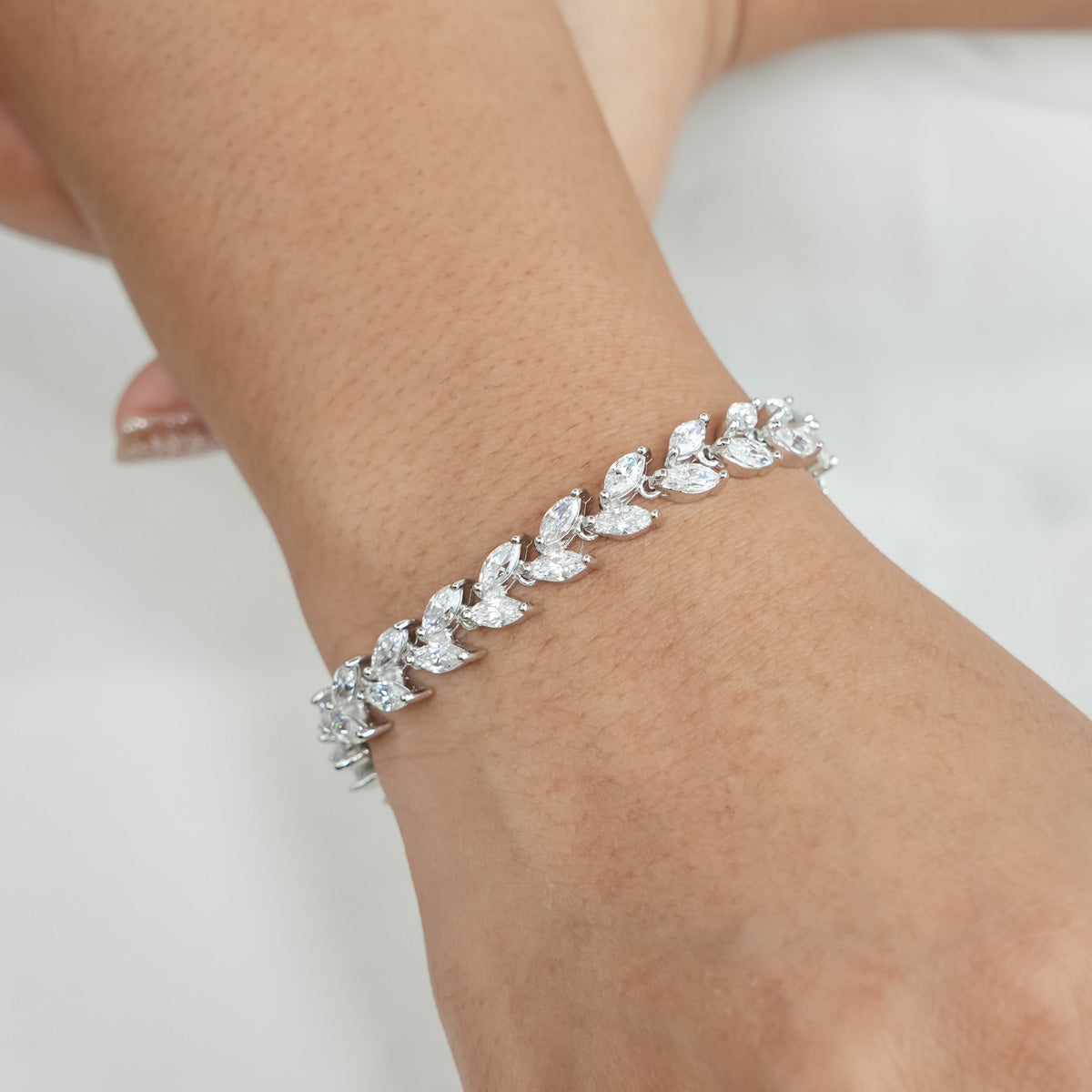 Shop Leafy Shine Bracelet Online | 92.5 Silver Swarovski Minimal Bracelets Collections – The ...