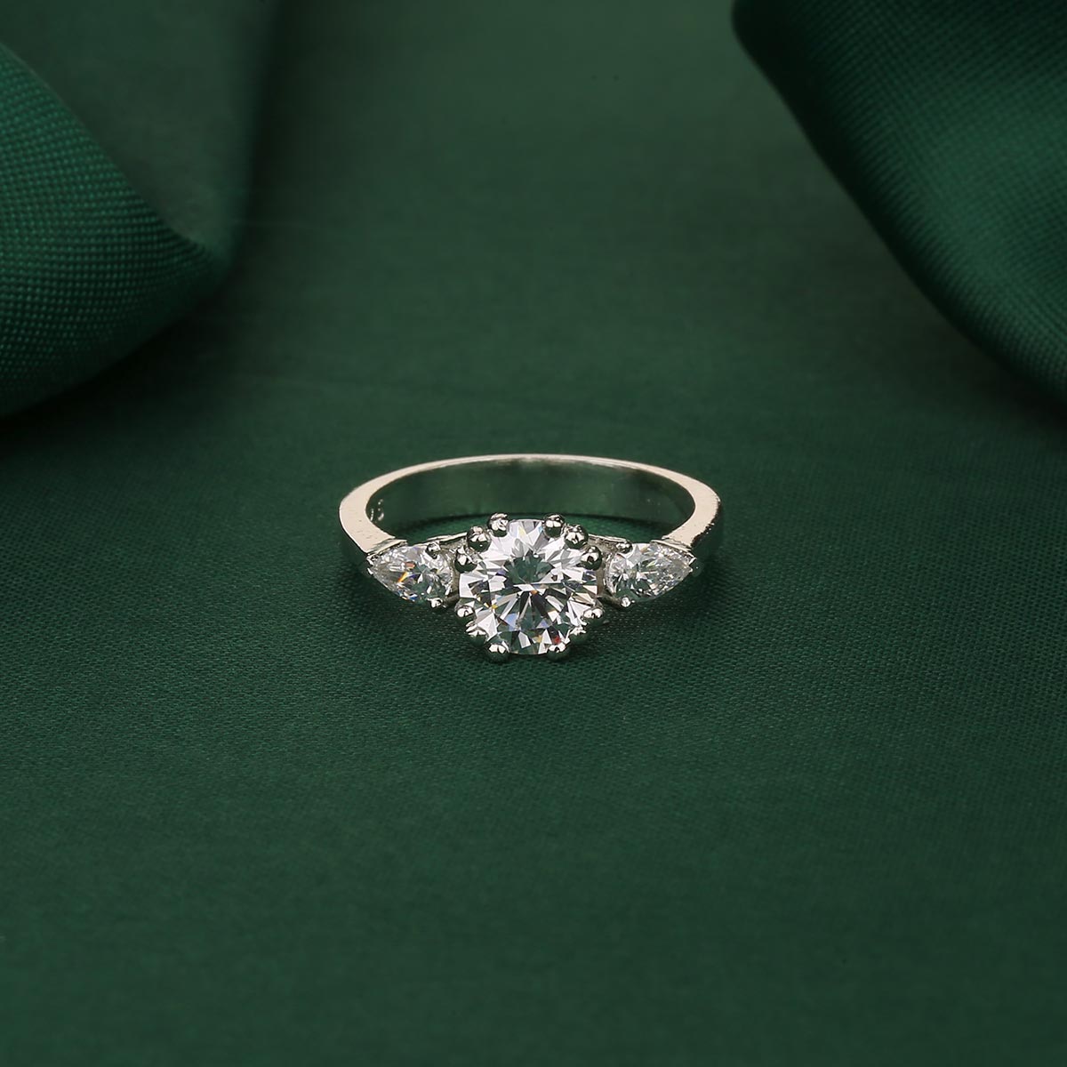 Vivian Ring – The Amethyst Store