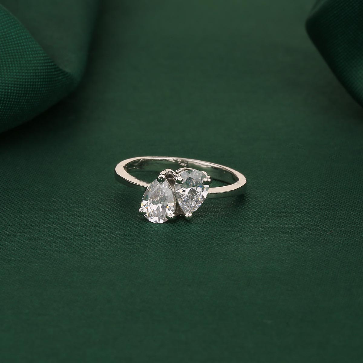 Zara Ring – The Amethyst Store