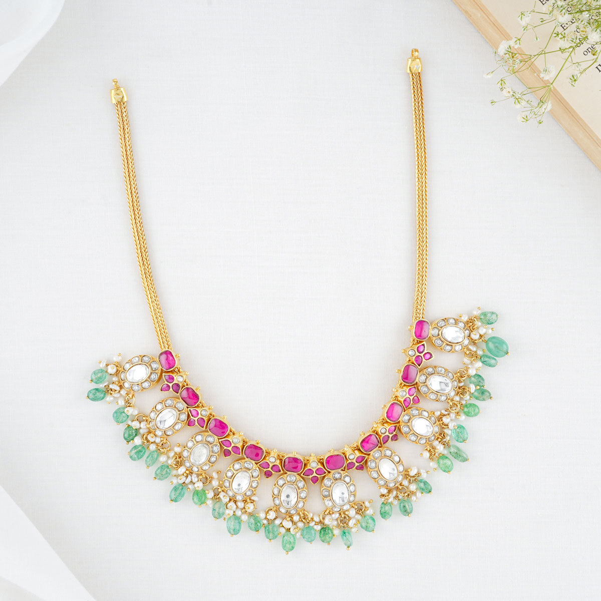 Dhrisha Short Kundan Necklace – The Amethyst Store