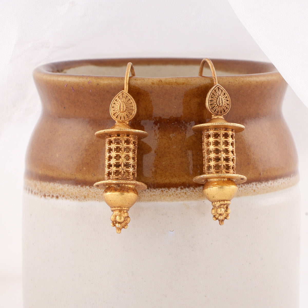 Tallow Hook Drop – The Amethyst Store