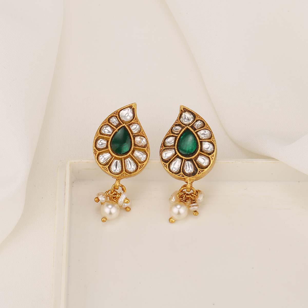 Ghazal Kundan Drops – The Amethyst Store