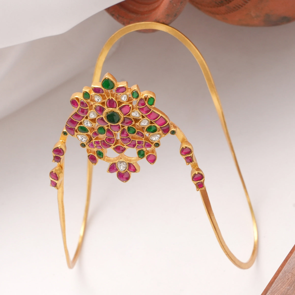 Elegant Vanki – The Amethyst Store
